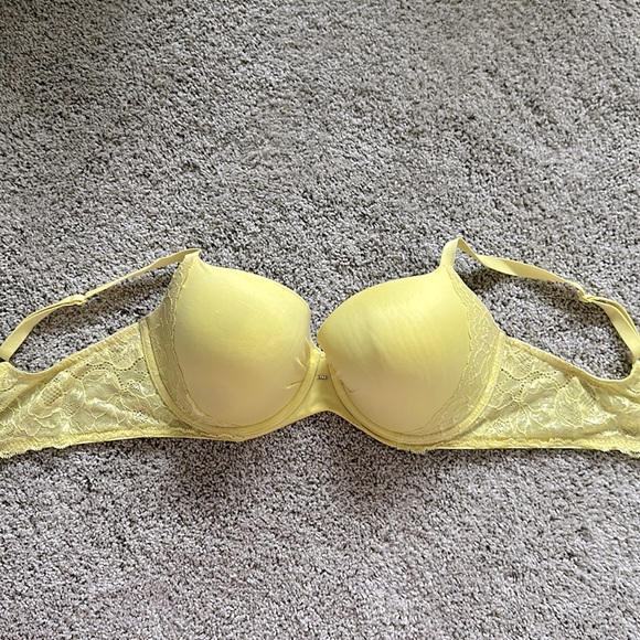 Victoria's Secret | Intimates & Sleepwear | Used Victorias Secret ...